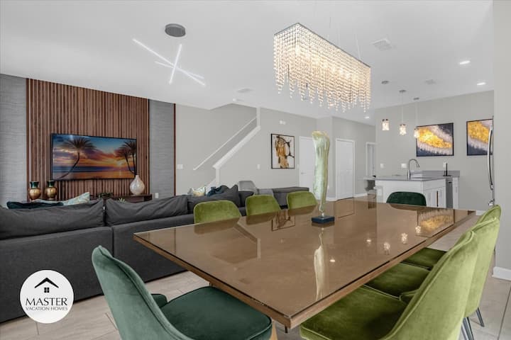 5 Bd/ 4 Ba Sleeps 10! Storey Lake (4823ds) - Lake Buena Vista, FL