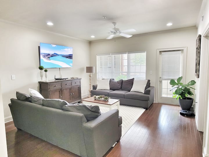 5 Star+walk To Ua+pool+king Beds+new Pics Coming - Tuscaloosa, AL