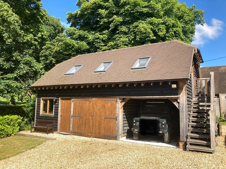 Recently Refurbished Studio Annex In Rural Setting - Andover
