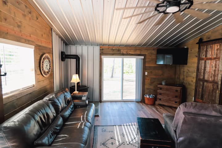 Kritter Holler Cabin!
(Pisa Achukma Chukka) - Talimena State Park, Talihina