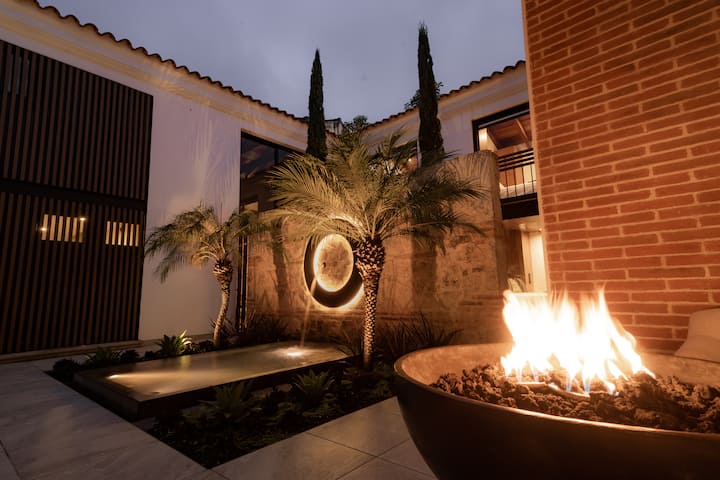 Carmelo Concept Villas (Villa 4) - Antigua Guatemala