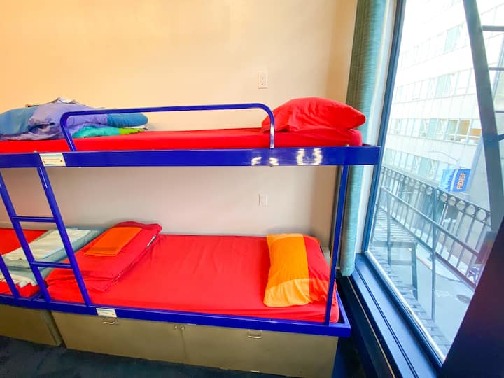 Single Bed In 8 Bed Dorm - Downtown @ ITH Hostels - Hostels for Rent in ...