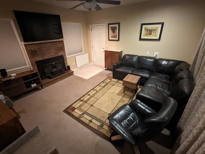 A Peaceful Place In Bloomfield - Auburn Hills, MI