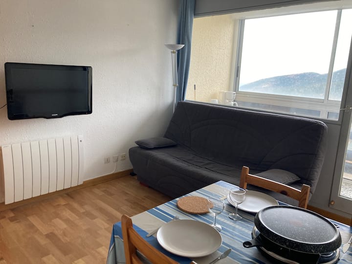 Studio Aux Pieds Des Pistes, Vue Vallée - Ariège