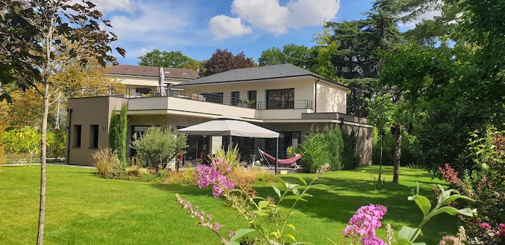 Villa Cinna - Chambre N°2 Laura - Terrasse - Maisons-Laffitte