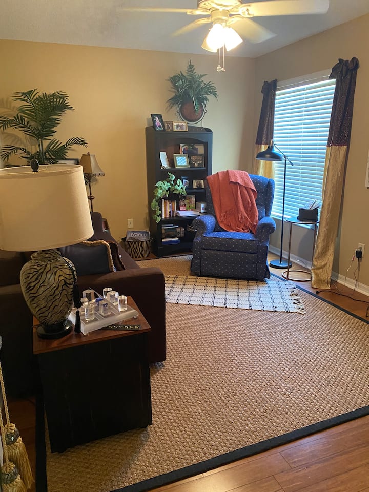 Private Room With Own Bath, Use Of Lanai And Den. - The Villages, FL