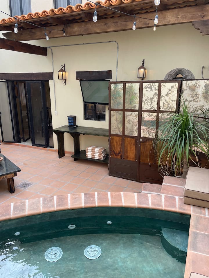 Casa Vallejo: Elegancia Con Jacuzzi En San Miguel - San Miguel de Allende