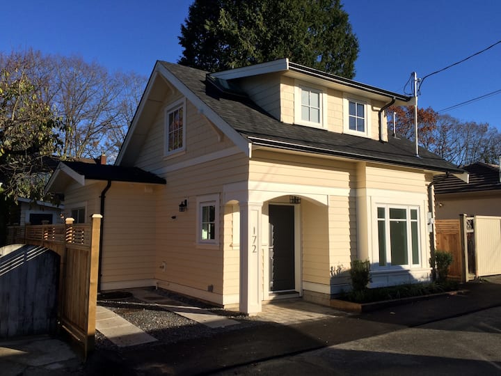 Buttercup Guest House - Vancouver