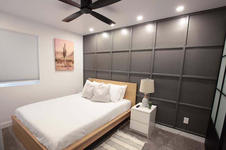 Modern Up 3br/2ba | Near Downtown | Free Parking - フラッグスタッフ, AZ