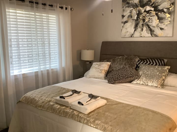 House Of Providence - 2 Kg Beds-sleeps 10 - Redding, CA