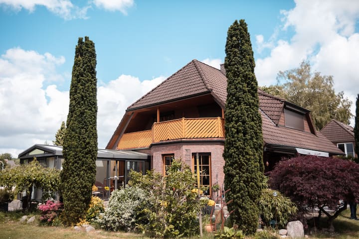 Ruhige  Wohnung Mit Loggia In Hohenlockstedt - Kellinghusen