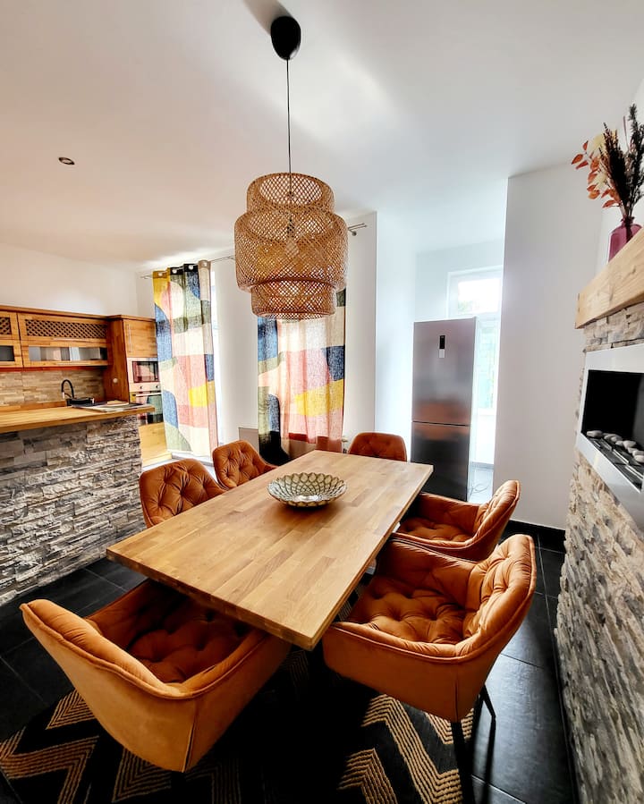 Apartment Mit 2 Schlafzimmern Und Balkon 3-6 Pers. - Leipzig