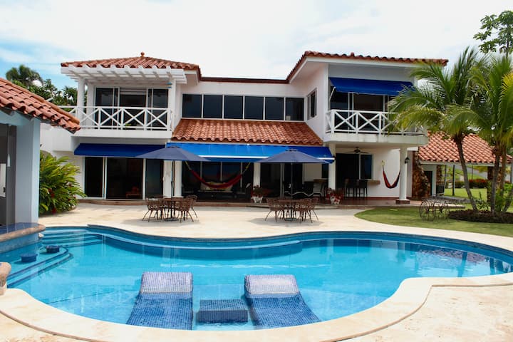 Espaciosa Villa Con Vista Al Mar  *Las Veraneras* - Panama