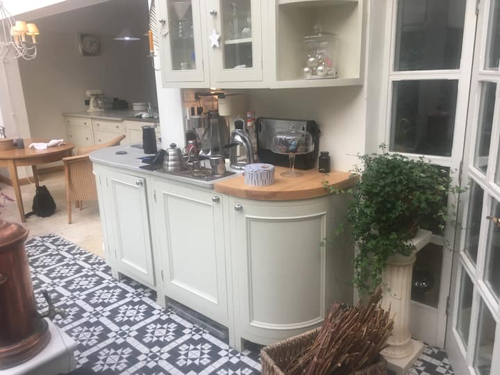 2 Double Rooms In Leafy Malone - Belfast
