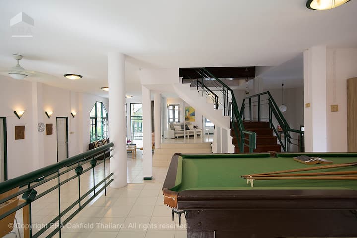 Rymlig Och Trevlig Villa Med Pool - Ko Samet