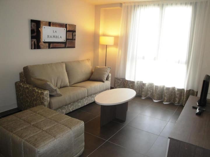P&v 3 Nice 1 Bedroom Apartments Close To Camp Nou - Castelldefels