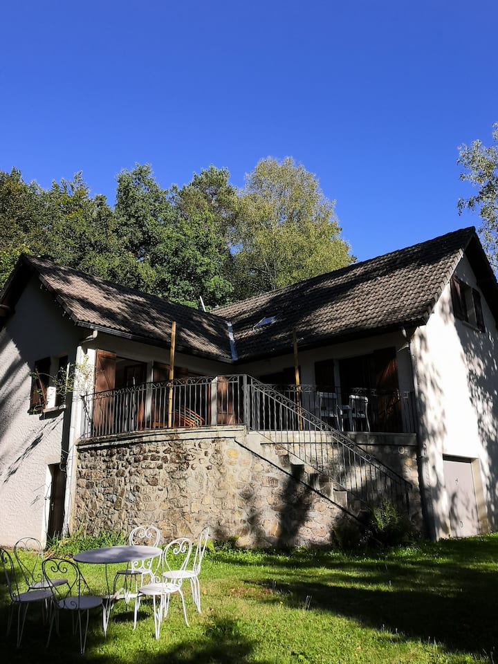 Maison Proche Lac De La Valette - Corrèze
