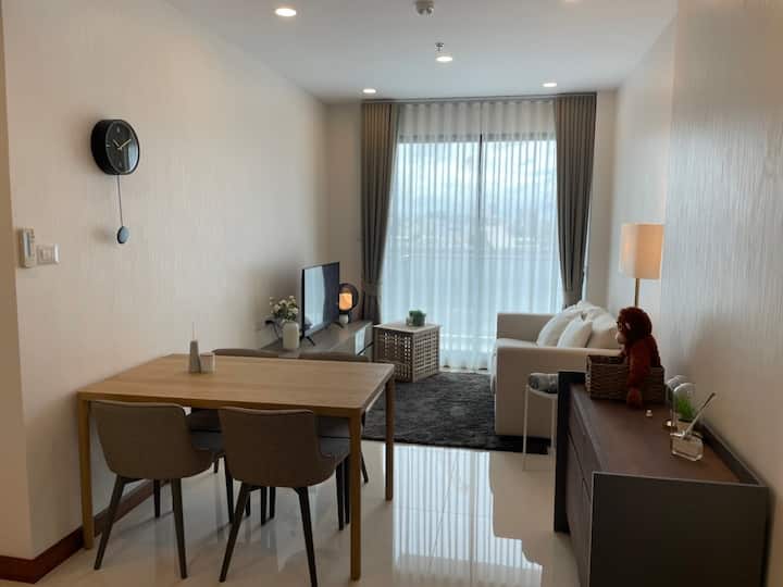 Cosy 1 Br- 1 Min To Bts, Icon Siam- Big Workspace - Bangkok