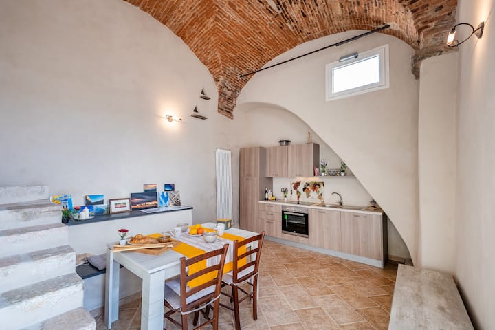 "Cantina" Casa Rustica Finalborgo - Noli