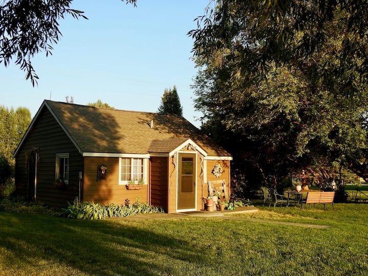 2 Bedroom Cozy Cabin With Hot Breakfast & Hammock - Swan Valley, ID