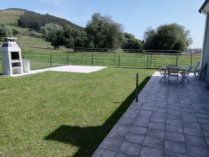 Agradable Casita Con Jardín - Cantabrie