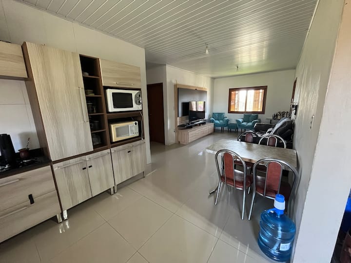 Casa 2 Quadras Da Praia Com Pátio. - Rio Grande, Brazil