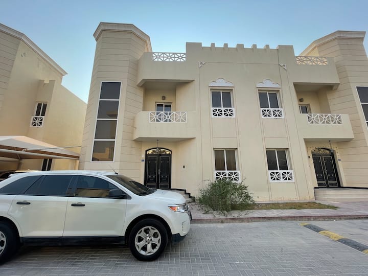 فيلا دورين داخل مجمع - Qatar