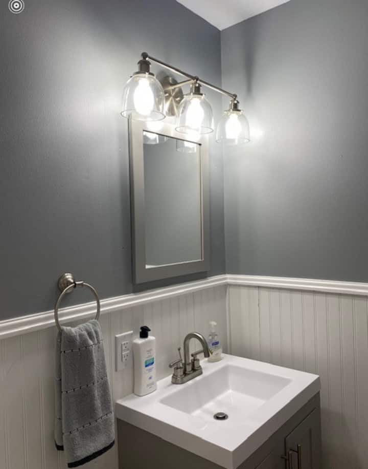 Lovely 2/2 Condo With Pool - Erie, PA
