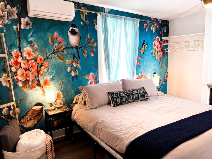 Downtown Adorable Boutique Bed & Bath, Unit 2 - St. Augustine Beach, FL