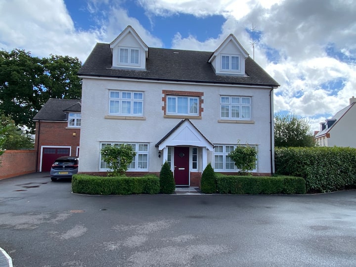 Modern Guest House - Hosted By Amanda And David - Devizes