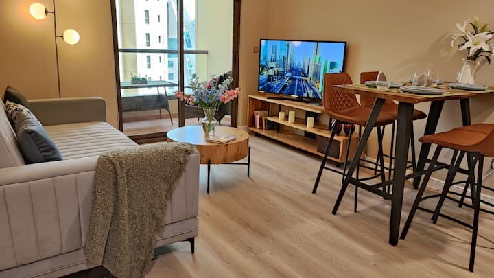 Deluxe 3 Bedroom Apartment On The Beach - Dubai Marina