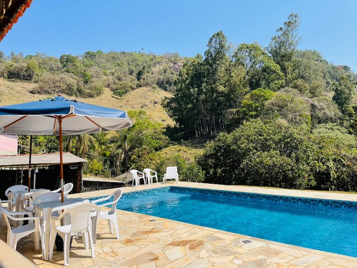Casa De Campo Em Meio A Natureza, E A Cachoeira - Socorro