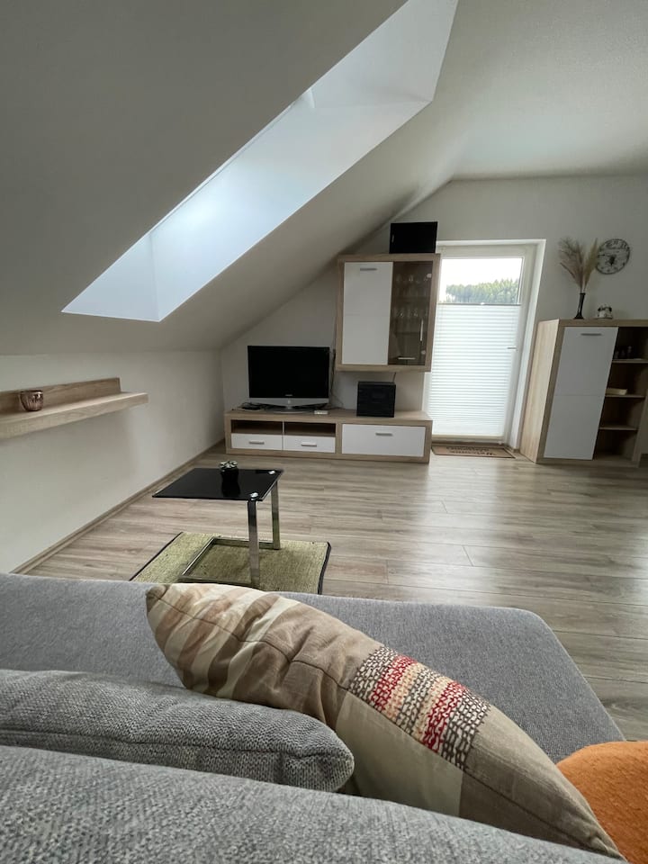 Schönes Appartement Sonnenbalkon & Arbeitsplatz - Lambach