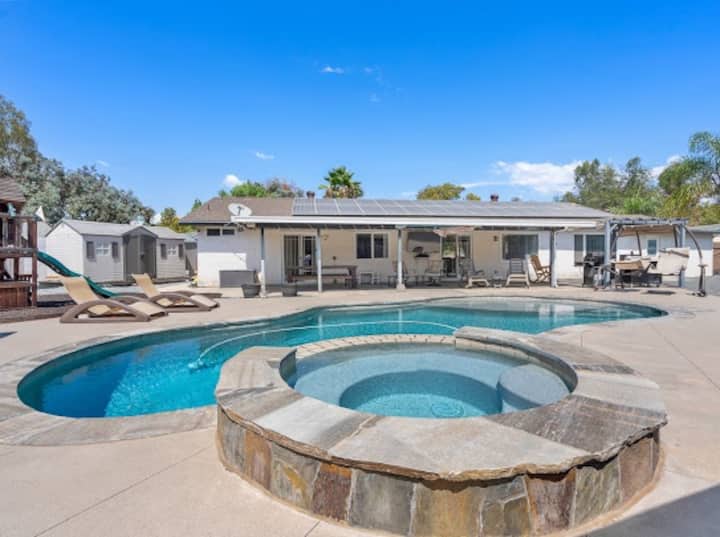 Oceanside Heated Pool Ranch Retreat Fun Gathering - Vista, CA