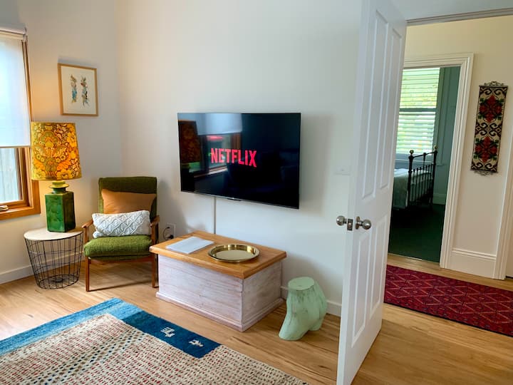Cosy Artist’s Cottage In Central Tree Lined Street - Ballarat