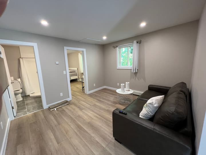 K2 , 1 Bd Apt,free P, Close To 102 Hw, - Halifax, NS, Canada