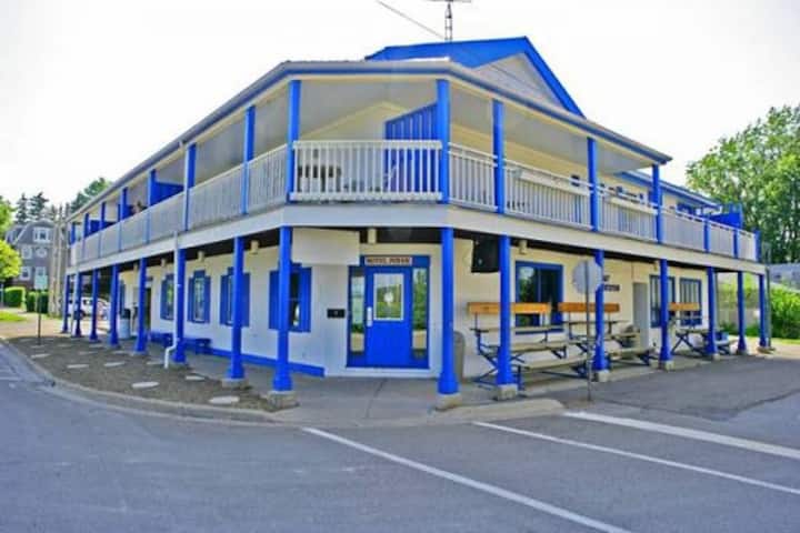Historical King George Inn 5 - Niagara-on-the-Lake
