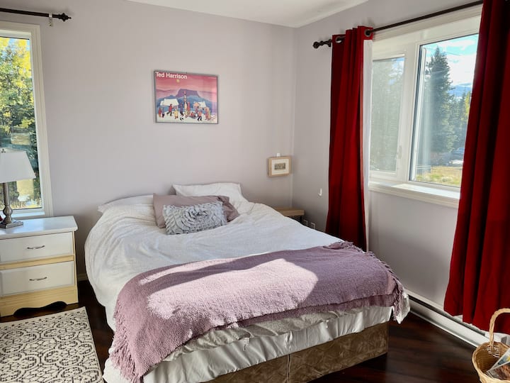 Comfortable River View - Whitehorse