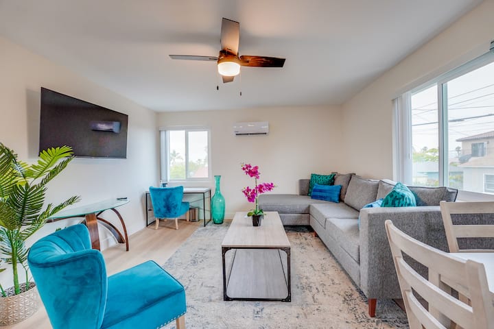 Beautiful 2 Br Home W/ Garage Parking On Premises - San Diego, CA