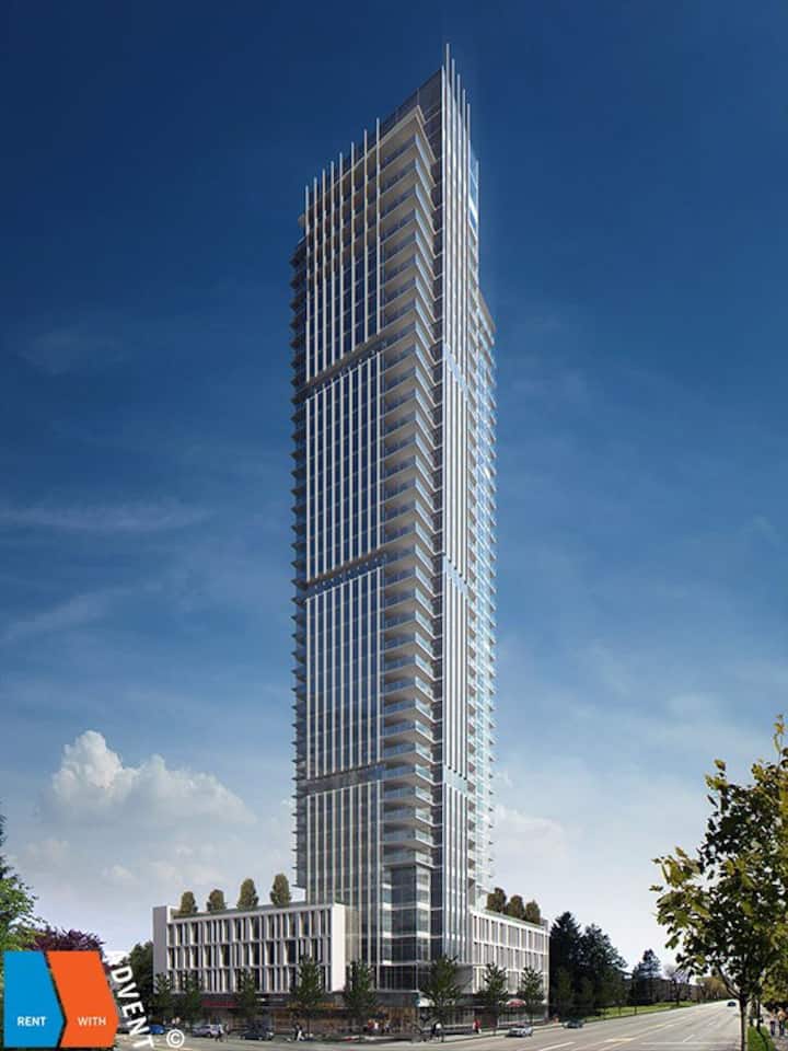 Top Luxury A/c Master Bedroom & Private Bathroom - Burnaby