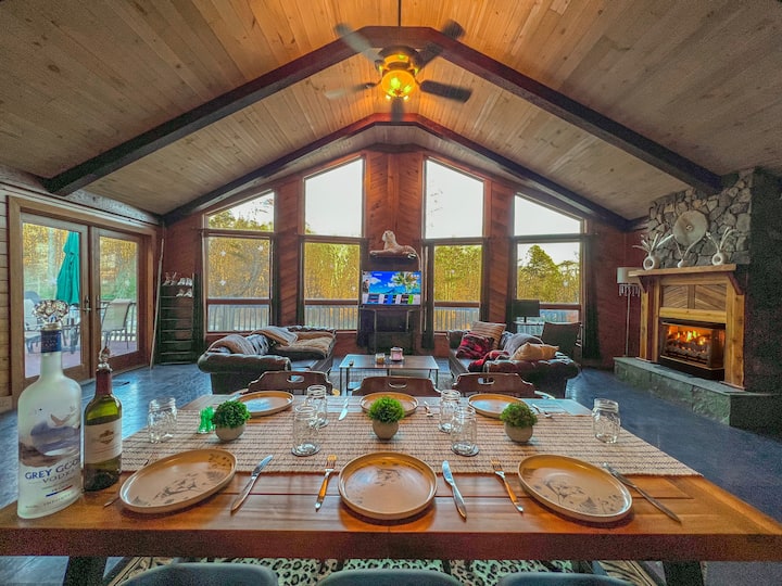 Luxury Chalet - New Hot Tub|game Room|jungle Theme - Luray, VA