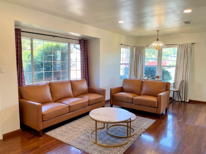 New Modern 3 Bedroom 2 Bath Home Near Downtown La - Los Ángeles, CA