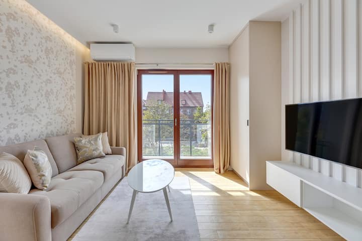 Riverside | City Center & Parking | Aura Iii 12 - Gdańsk