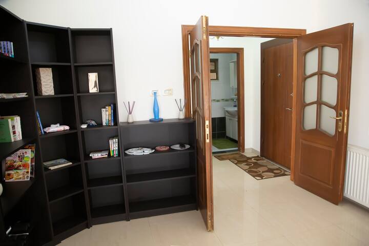 family friendly apartment with lovely 3 Bedrooms - Apartments for Rent ...