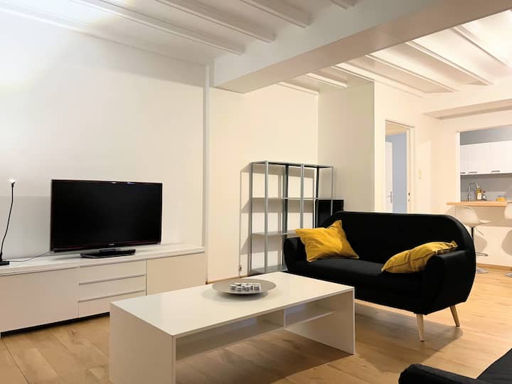 Appartement Spacieux à Charleroi - Charleroi