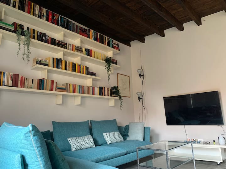 Sweet Home In Chinatown - Milan