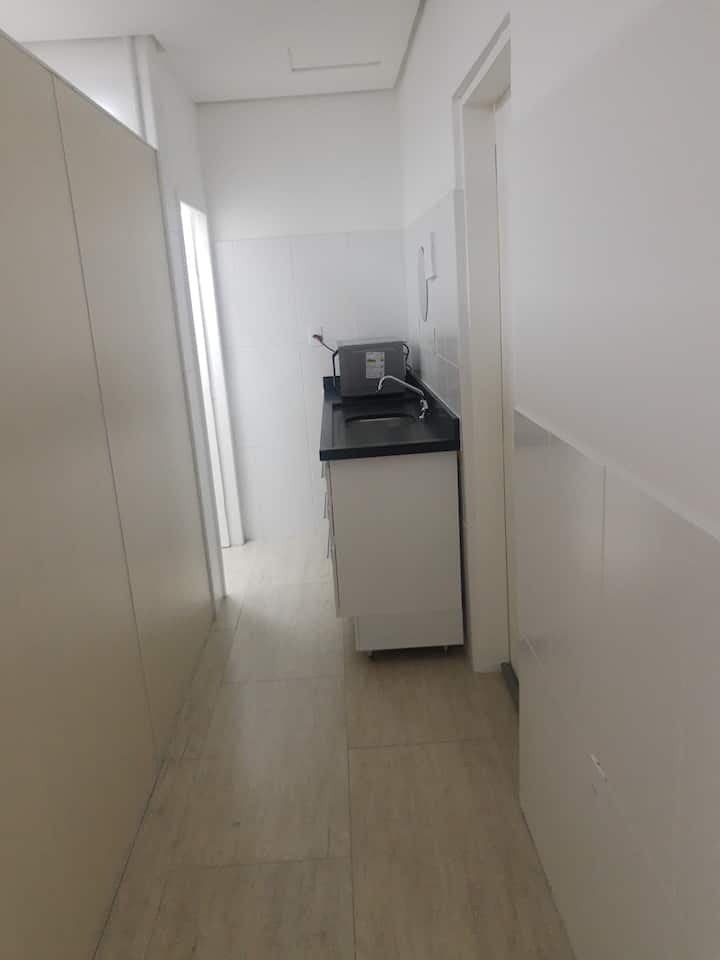 Apartamento 2 Aconchegante Em Bairro Familiar - Florianópolis