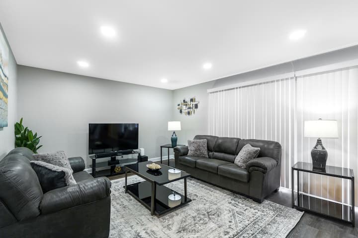 Elk Grove Village Rental - Arlington Heights, IL
