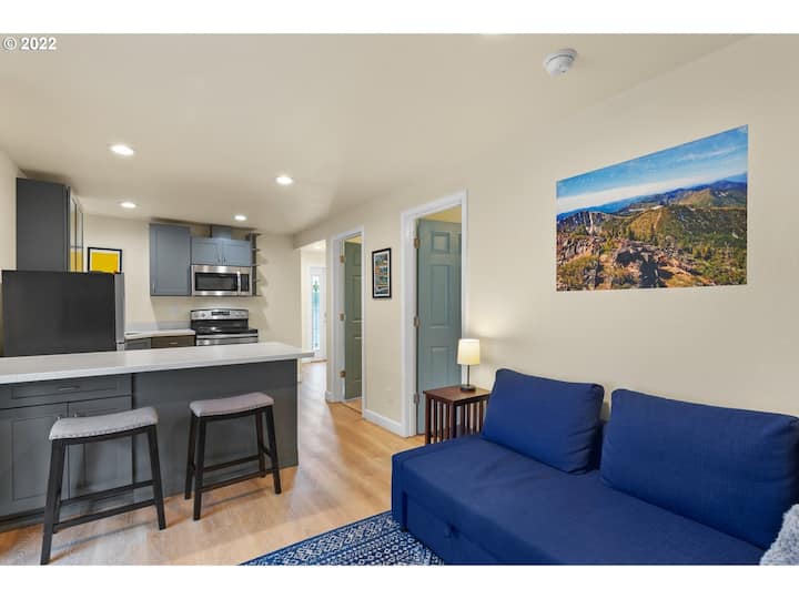 Adorable, Cozy 2 Bedroom Guest House, Close To Pdx - Vancouver, WA