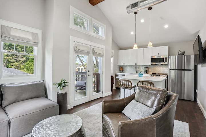 Bellevue Cottage - Buckhead, GA